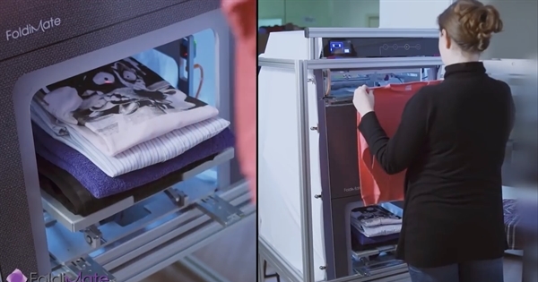 Robot gấp quần áo FoldiMate
