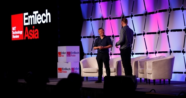 Đại diện Việt Nam tham dự EmTech Asia 2019