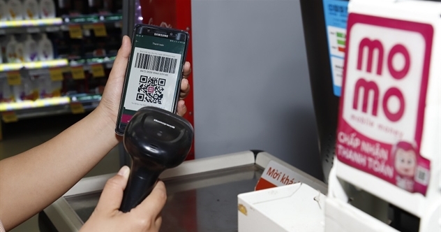 How can MoMo become a super wallet in Vietnam?