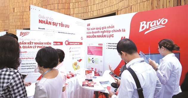 BravoHR quản lý nhân sự bằng công nghệ