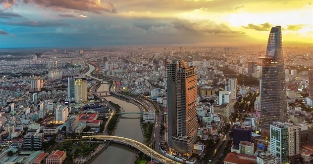 Experts point to 2024 economic growth engines